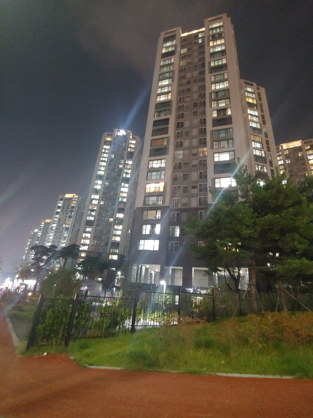 가음동 창원더샵센트럴파크2단지의 실거래가 시세 매물 주변정보 아파트는 호갱노노