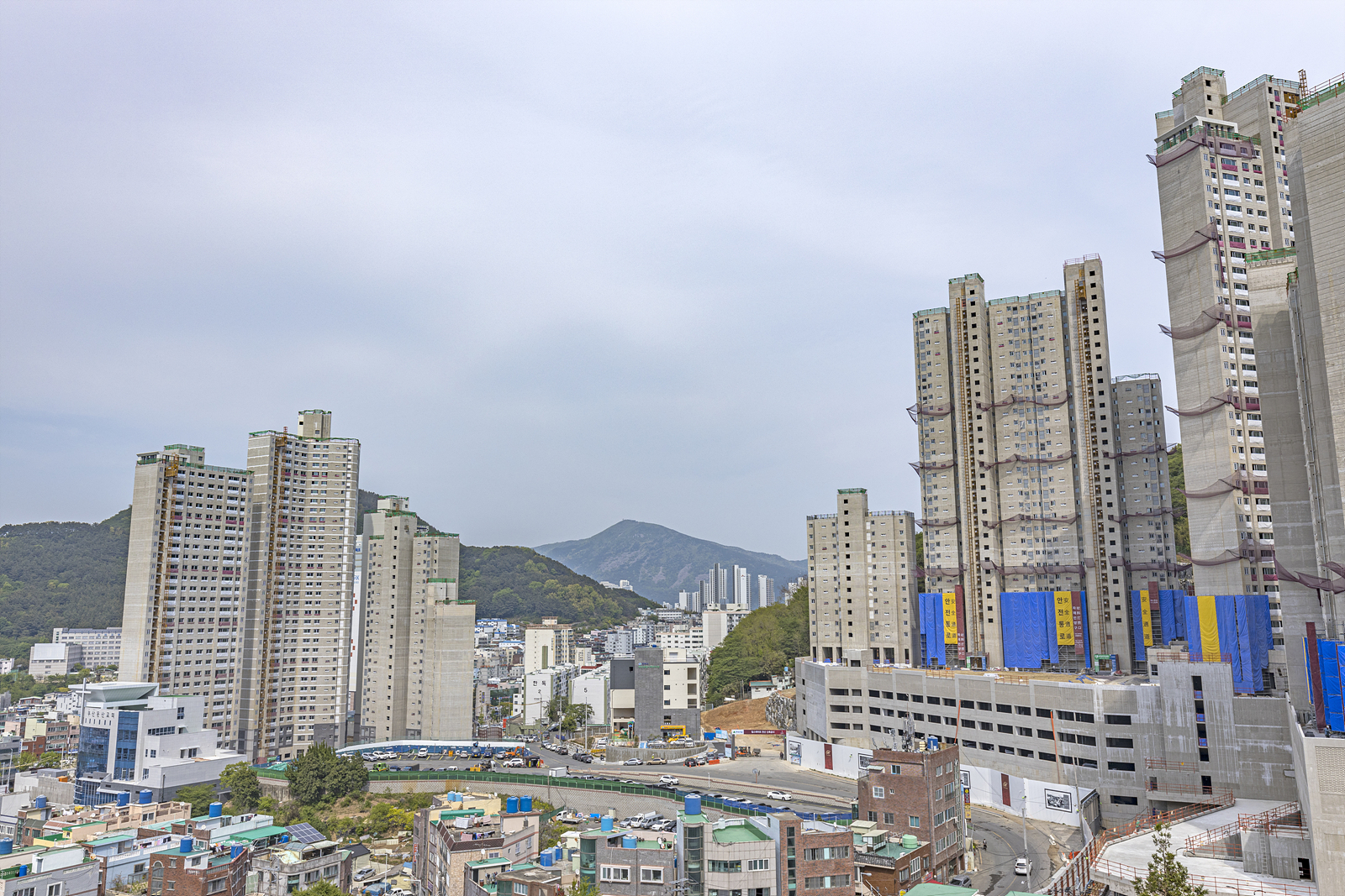 연산동 힐스테이트연산의 실거래가 시세 매물 주변정보 아파트는 호갱노노