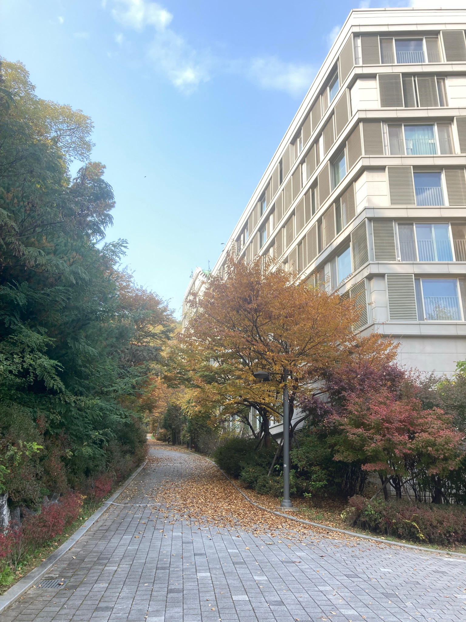 자곡동 강남자곡힐스테이트의 실거래가 시세 매물 주변정보 아파트는 호갱노노