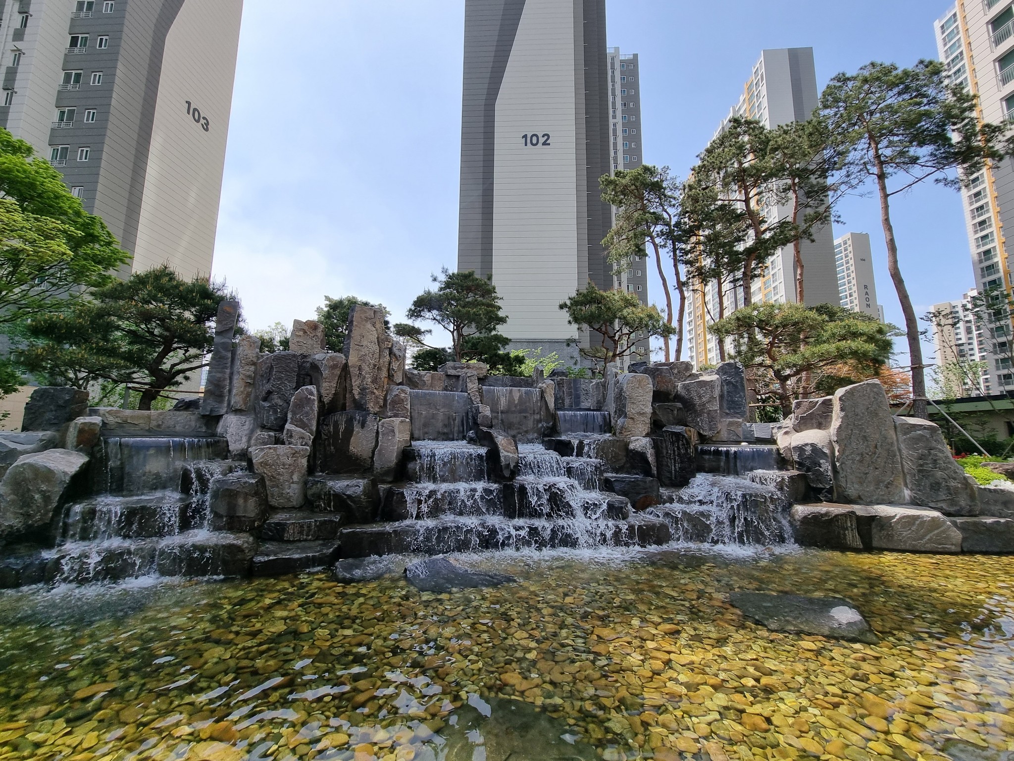 면목동 사가정센트럴아이파크의 실거래가 시세 매물 주변정보 아파트는 호갱노노