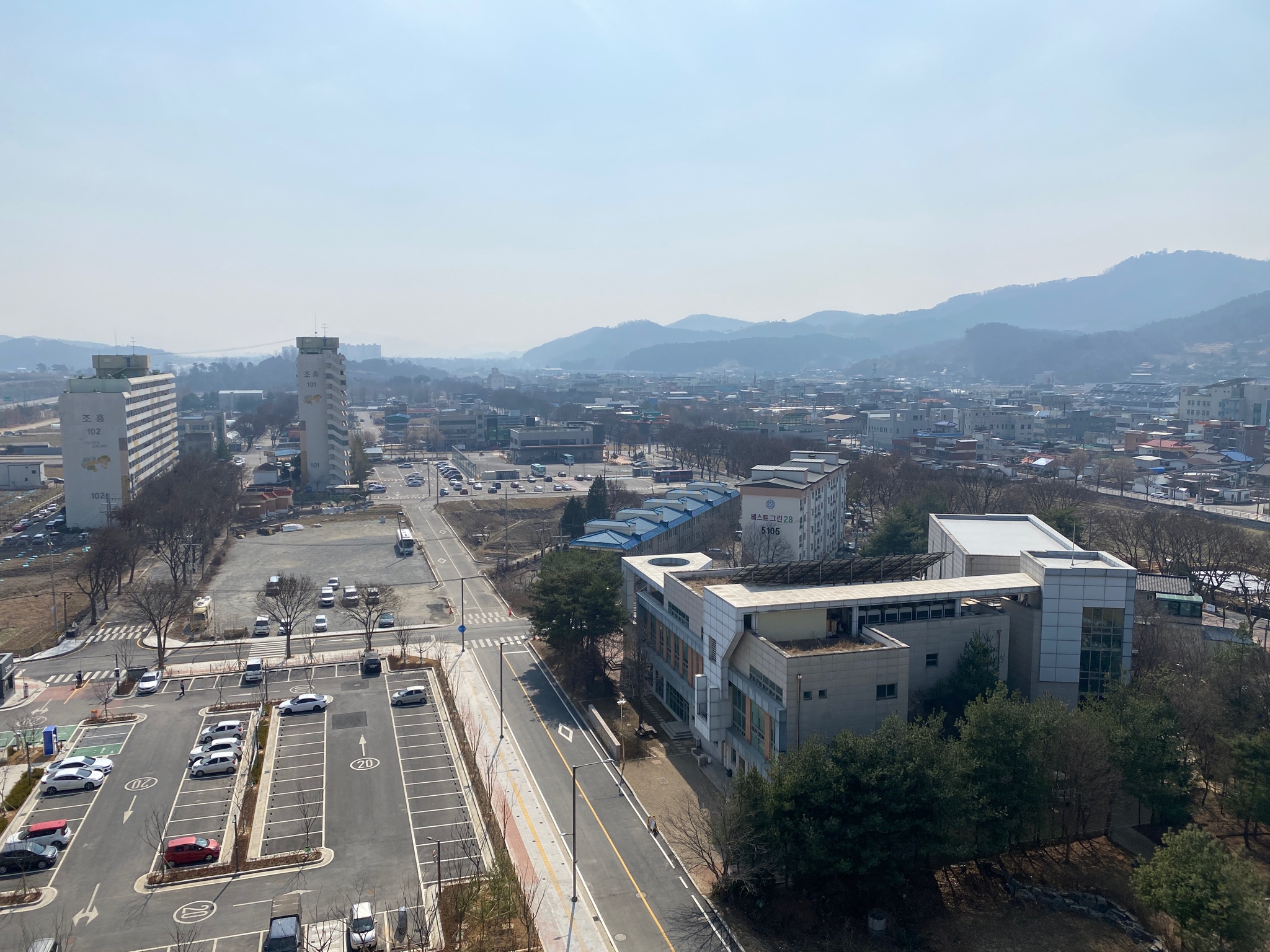 옥산리 E편한세상연천웰스하임의 실거래가 시세 매물 주변정보 아파트는 호갱노노