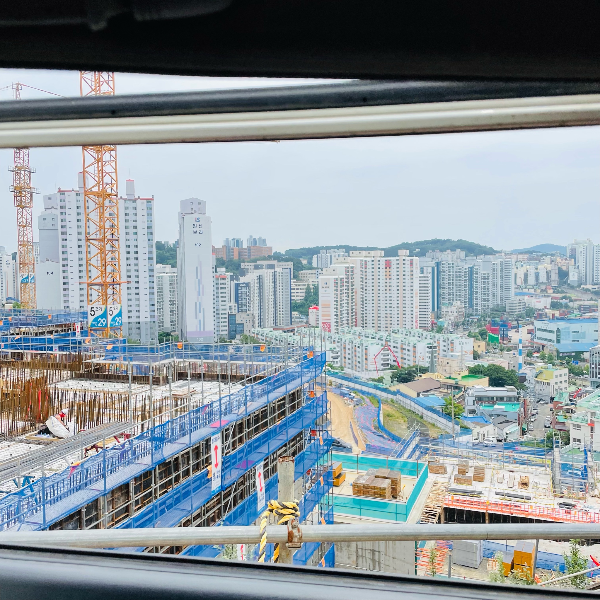 우암동 두산위브더제니스오션시티의 실거래가 시세 매물 주변정보 아파트는 호갱노노