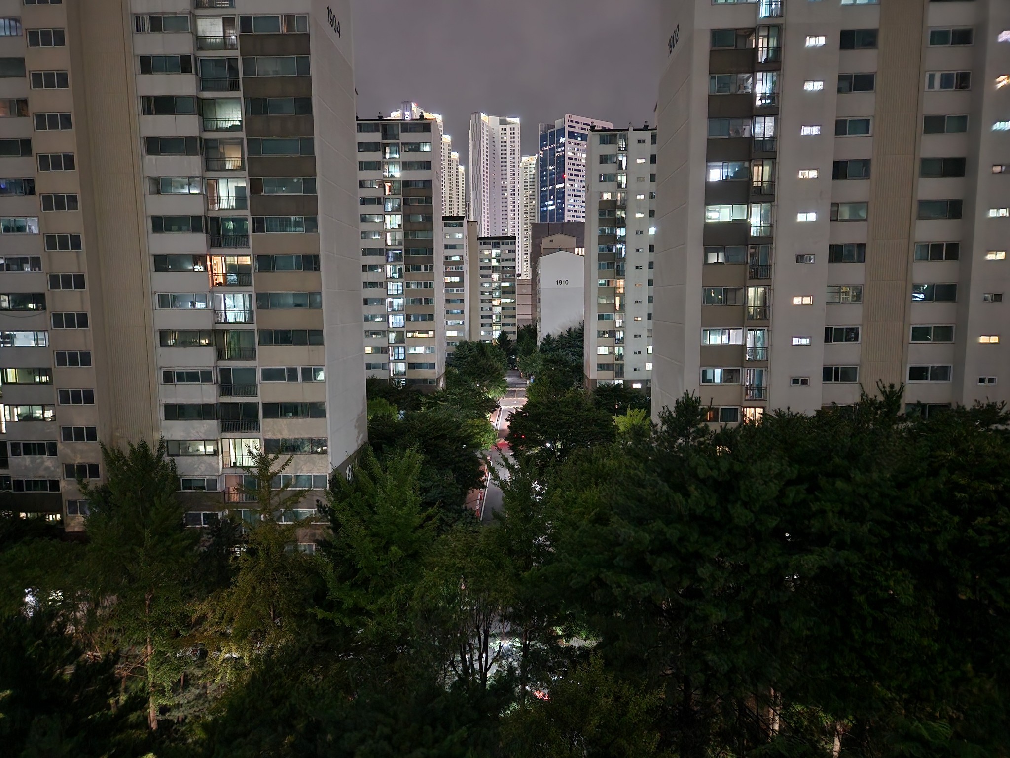 일산 주엽동 문촌마을14단지세경의 실거래가 시세 매물 주변정보 아파트는 호갱노노