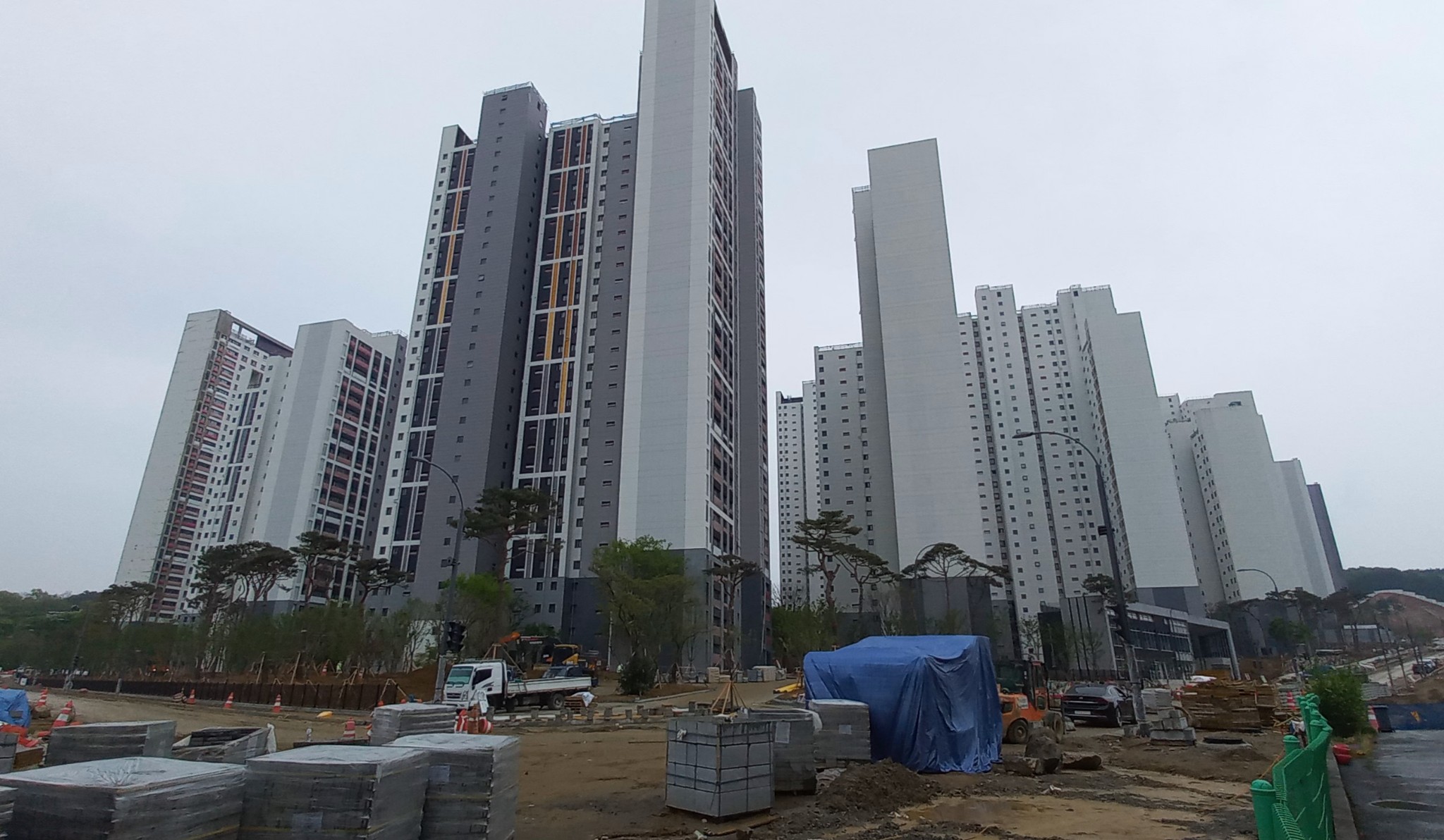 고림동 힐스테이트용인고진역d1블록의 실거래가 시세 매물 주변정보 아파트는 호갱노노