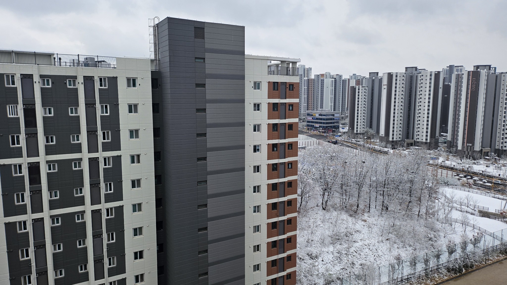 해오름마을5단지중흥s클래스에듀파크의 이야기 입주한지 10개월이 되네요 조용하고 따뜻하고 남향