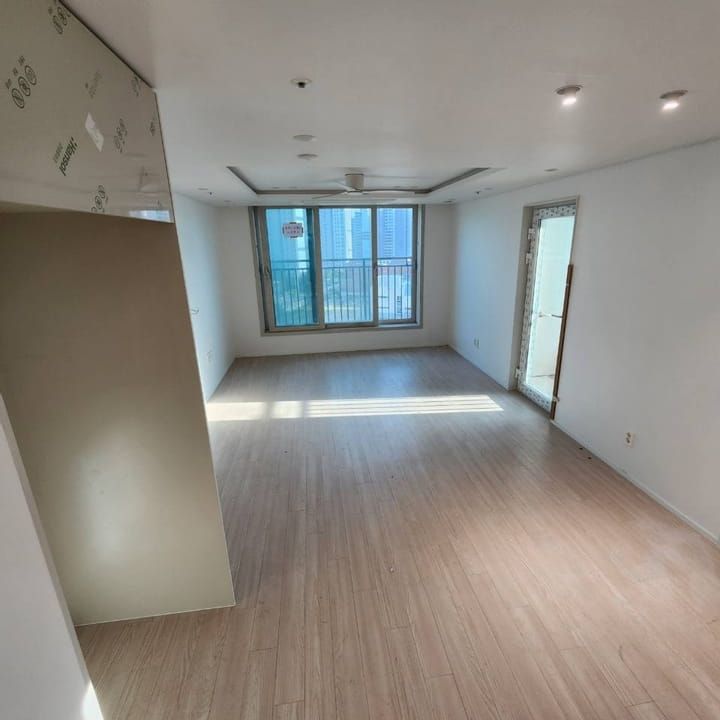 갈현동 과천리오포레데시앙의 실거래가 시세 매물 주변정보 아파트는 호갱노노